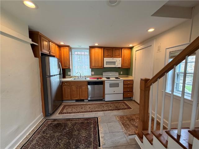 63 poplar Street 3