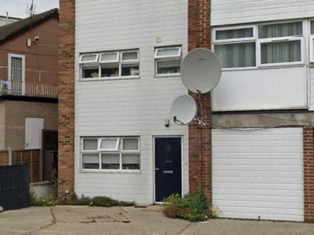 63 Renters Avenue, London, NW4 3RD, United Kingdom | 5 bed duplex for rent #118518287 | Rentberry
