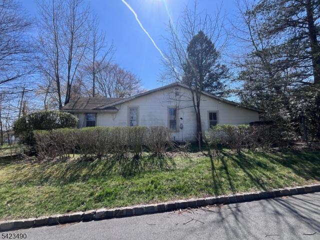 63 Reynolds Ave, Whippany, NJ 07981 | MLS #4019 | Compass