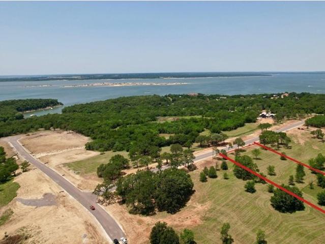 63 S Cresent Dr, Pottsboro, TX 75076