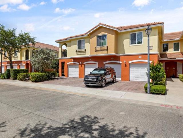 63 SE Palermo Ct Unit #102, Stuart, FL 34994