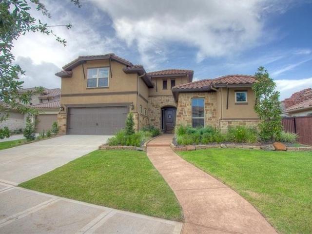 63 Silent Circle Dr, Sugar Land, TX 77498