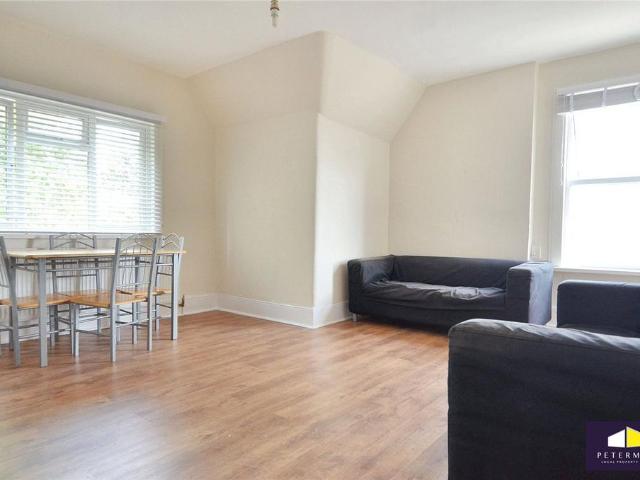 Herne Hill, SE24 2 bed flat to rent £2,300 pcm £531 pw