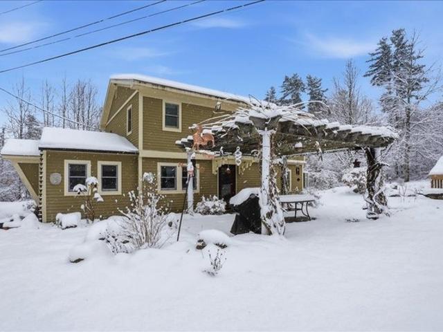 63A Jericho Rd, Essex, VT 05452