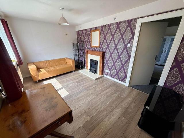 63B The Straight, Cregagh, Belfast, BT6 0EQ