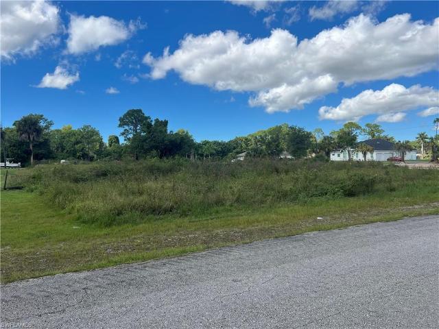 63rd St SW, Naples, FL 34105 | MLS #225072