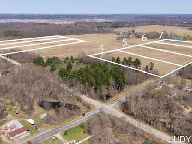 63rd St Unit 2, Fennville, MI 49408