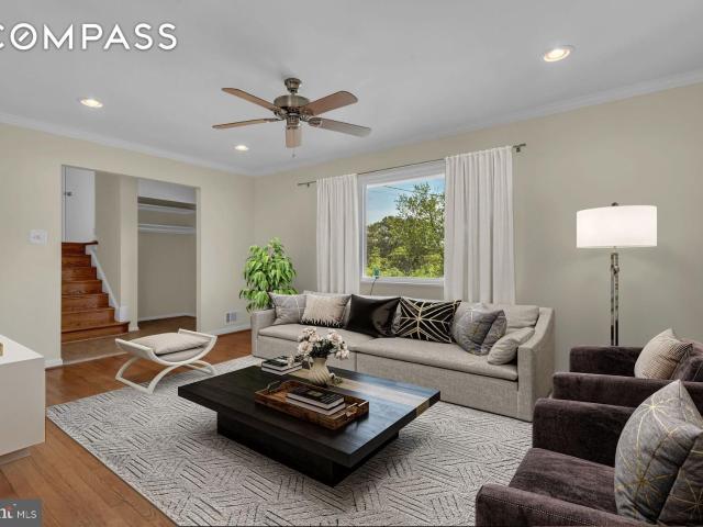 6004 Mustang Pl, Riverdale, MD