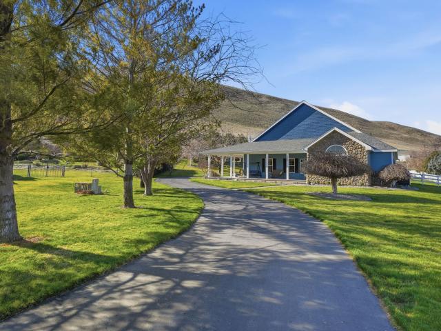 6004 Glenbrook Loop, West Richland, US, WA