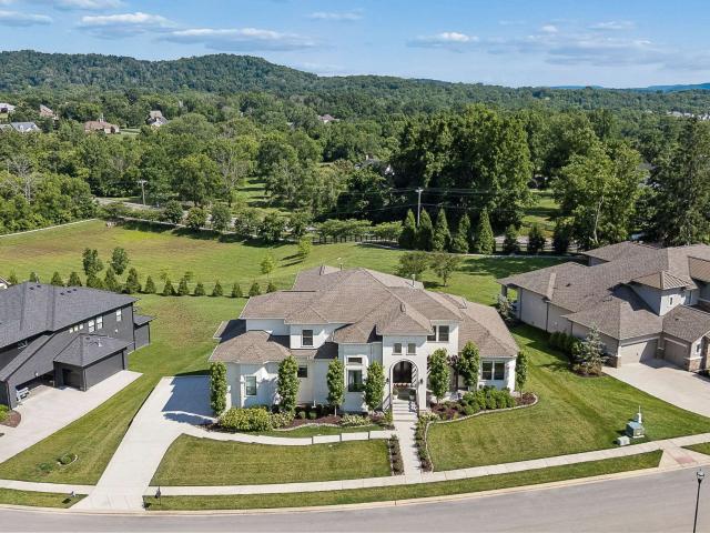 6004 Lookaway Cir