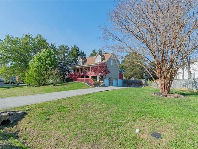 6004 Stone Bluff Dr, Clemmons, NC 27012 | MLS #1211 | Compass
