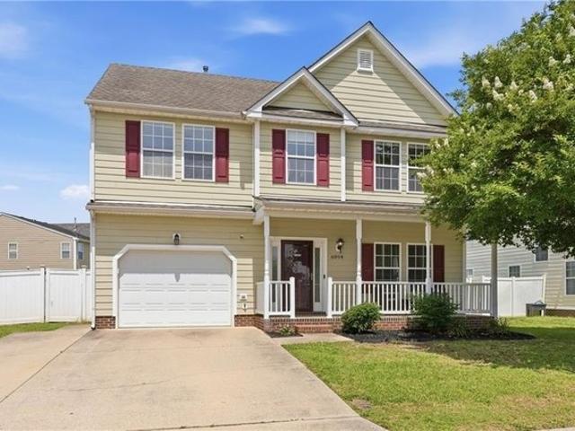 6004 Torrey Pines Ln, Suffolk, VA 23434