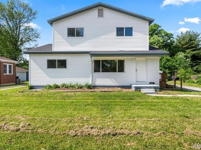 6005 N Belt W, Belleville, IL 62223