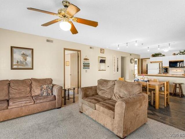 6005 Baydy Peak Road, 1001, Osage Beach, MO 65065