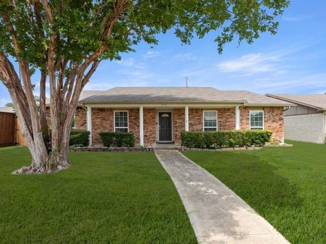 6005 Blair Oaks Dr, The Colony, TX 75056