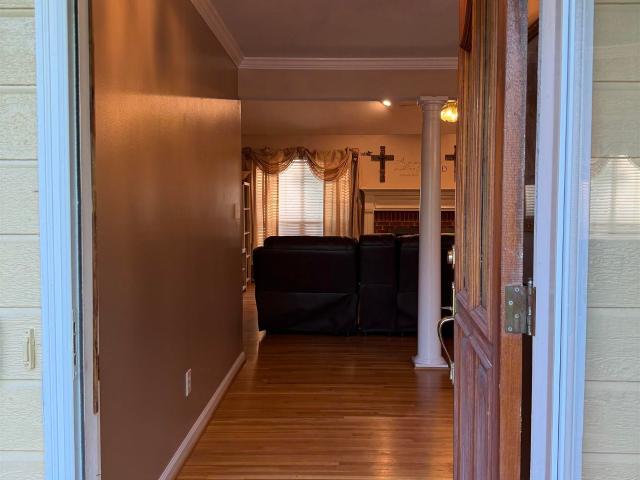 6005 Shadow Lake Circle