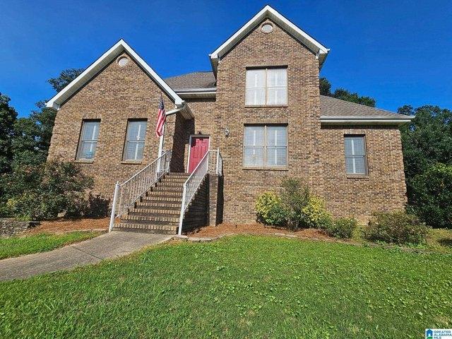 6005 Silver Lake Cir, Pinson, AL 35126