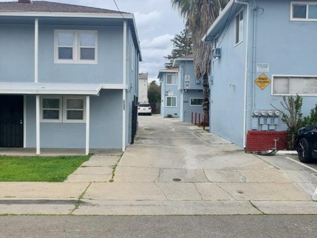 6006 Martin Luther King Jr Blvd, Sacramento, CA 95824