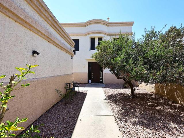 6006 N 5TH Place