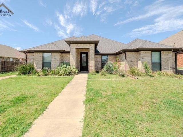 6006 Oakmont Dr, Wichita Falls, TX 76310