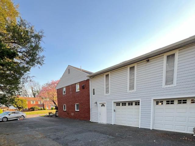 6006 Bedford Ln, Clinton, MD 20735 | MLS #MDPG2197 | Compass
