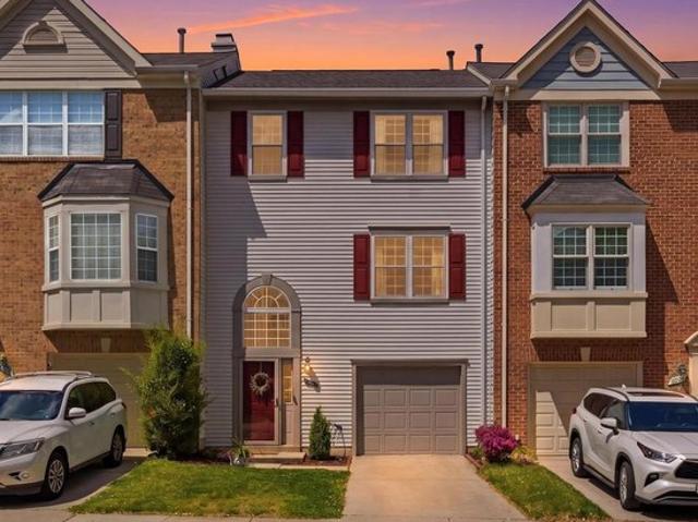 6006 Keble Dr, Alexandria, VA 22315