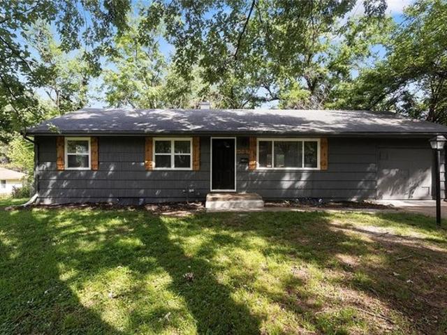 6007 E 102nd St, Kansas City, MO 64134