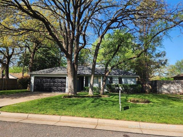 6008 Brentcove Dr, Arlington, TX 76001