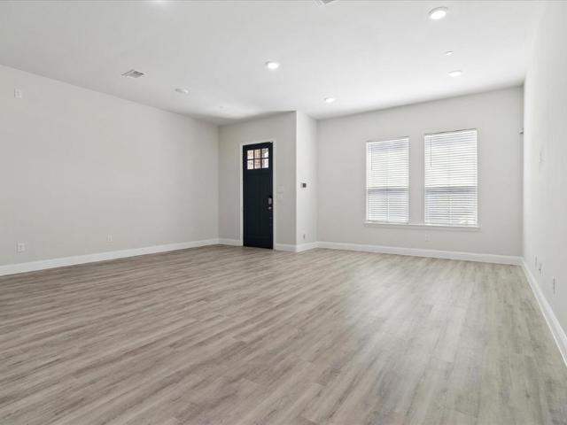 6008 Silverado Trail