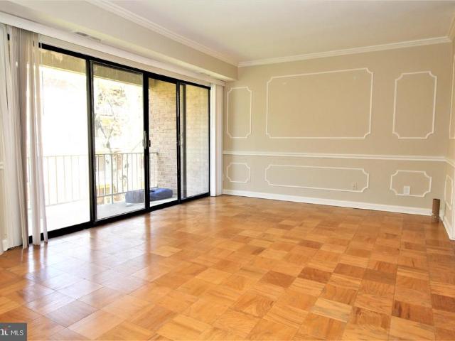 6008 Westchester Park Drive # 301