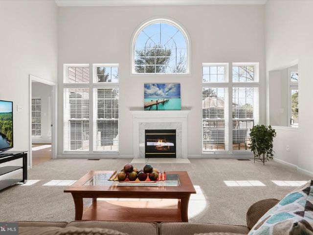 6009 Bee Court