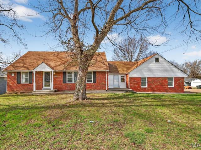 6009 Bermuda Dr, St. Louis, MO 63135 | MLS #26016 | Compass