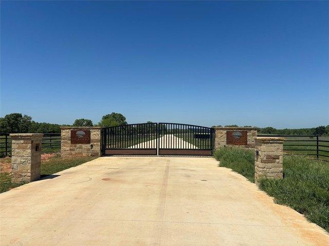 6009 Conifer Ct, Poolville, TX 76487