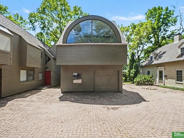 6009 Lafayette Ct, Omaha, NE 68132