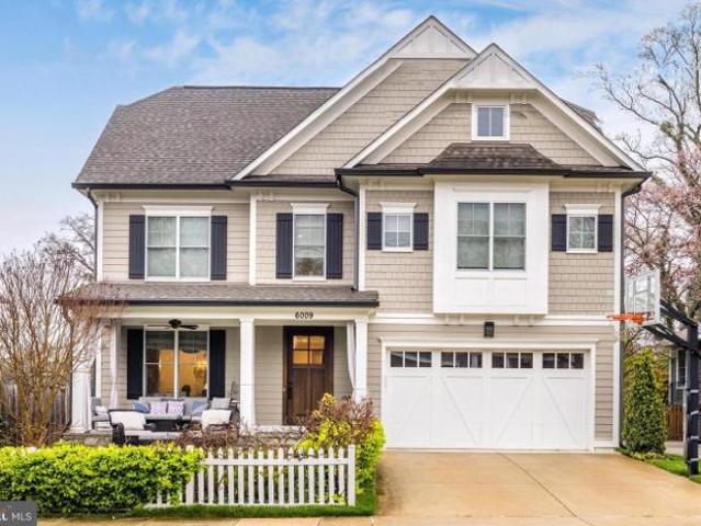 6009 Walton Rd, Bethesda, MD 20817