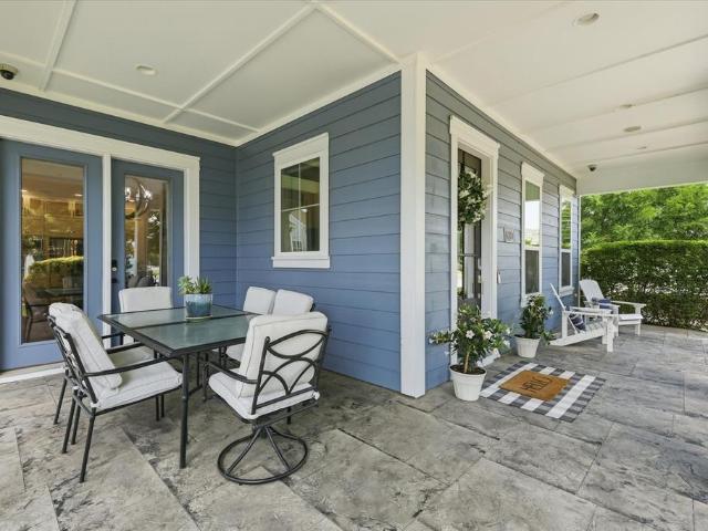 6000 Monterey Mews