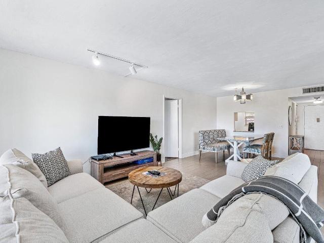 6000 NW 2nd Avenue Unit 338, Boca Raton, US, FL