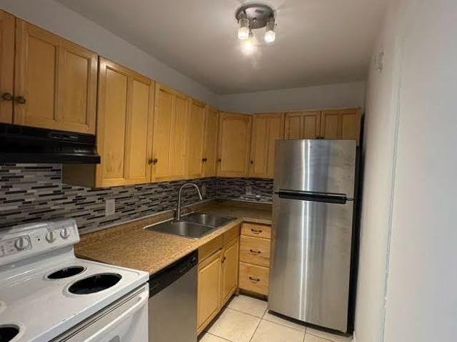 6000 NW 7th St, 2 beds, 1 full bath