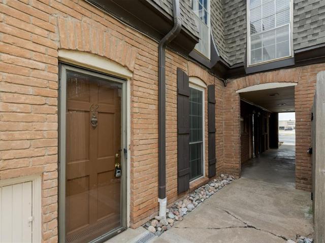6000 N Brookline Avenue # 62