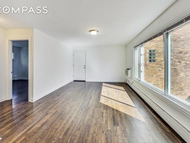 6000 N Winthrop Ave 307, Chicago, IL