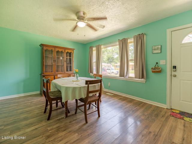 6000 Noah Dr