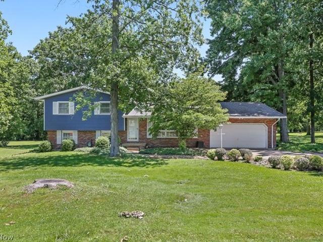 6000 Oakhill Ave NE, Alliance, OH 44601