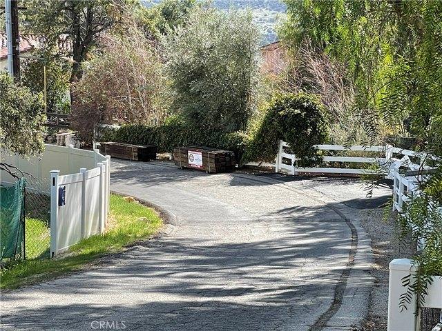 6000 Lapworth Dr, Agoura Hills, CA 91301