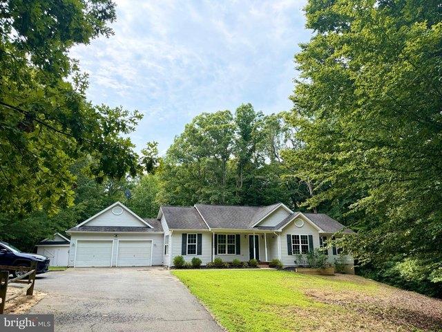 6000 Paternoster Ln, Hughesville, MD 20637
