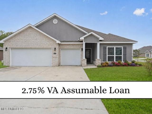 6000 Penni Ln, Ocean Springs, MS 39564