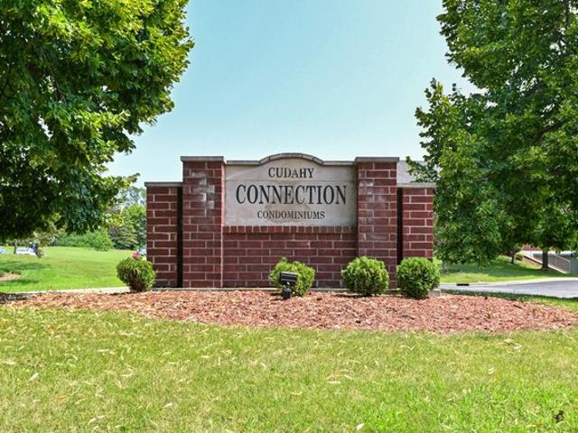 6000 S Buckhorn Ave Unit 112, Cudahy, WI 53110