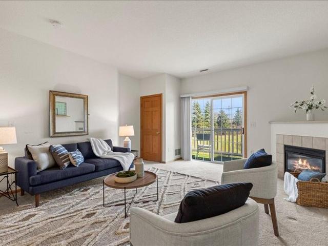 6000 S Buckhorn Ave Unit 211, Cudahy, WI 53110