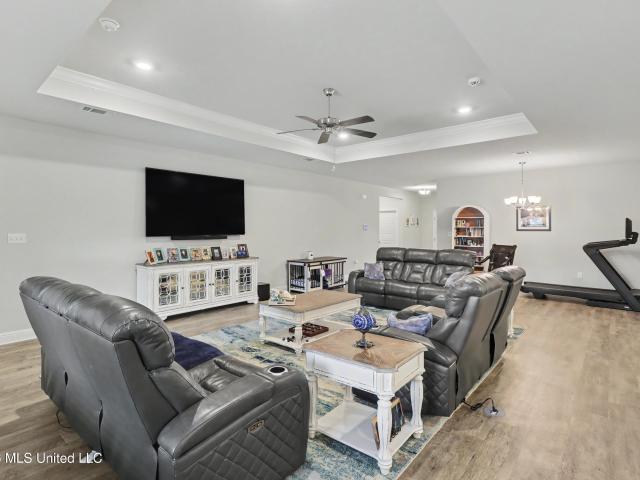 6000 Seagull Drive