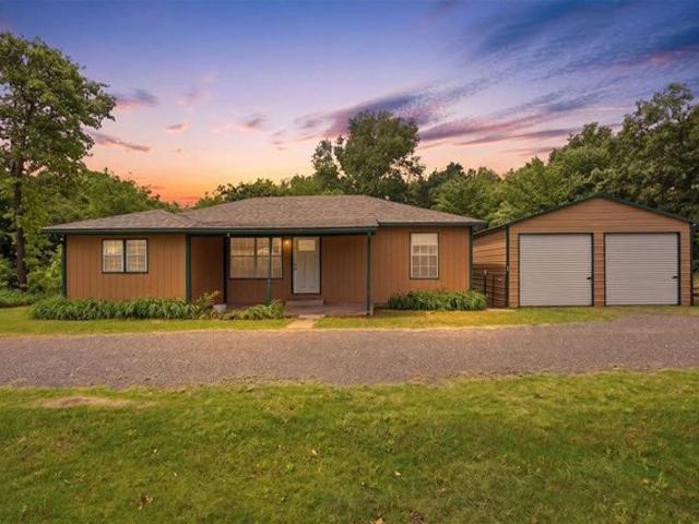 6000 96th St, Noble, OK 73068