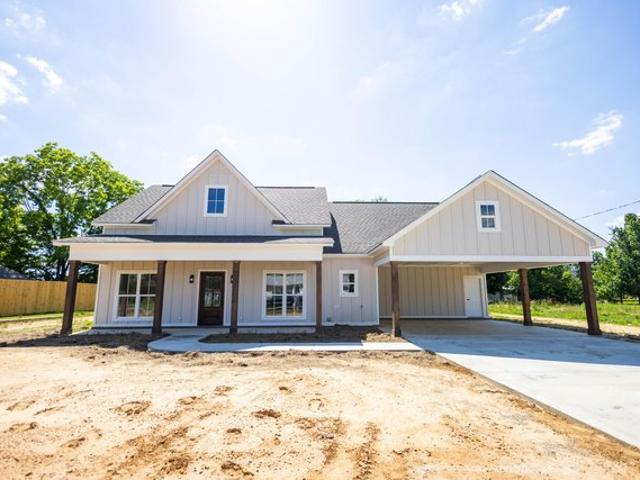 60013 Franklin St, Smithville, MS 38870